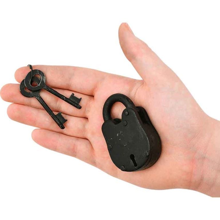 Dungeon Locks, Handcuffs, and Chains - Dark Knight Armoury