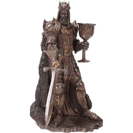 Mace Wielding Medieval Knight Statue