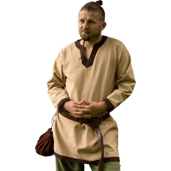 Medieval Tunics and Tabbards - Dark Knight Armoury