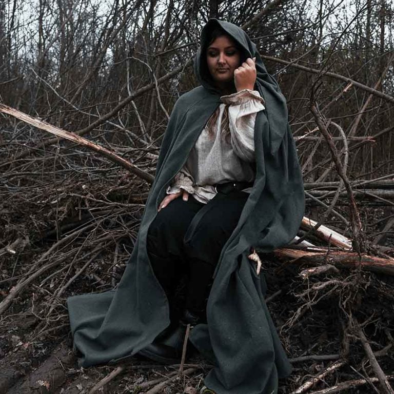 Gora Canvas Cloak