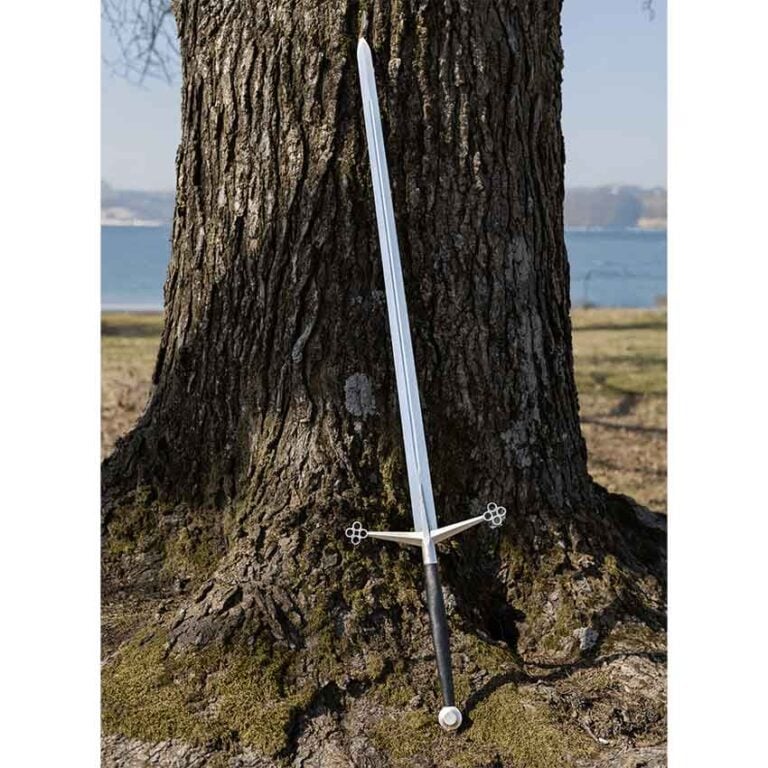 Two Handed Swords and Zweihanders - Dark Knight Armoury
