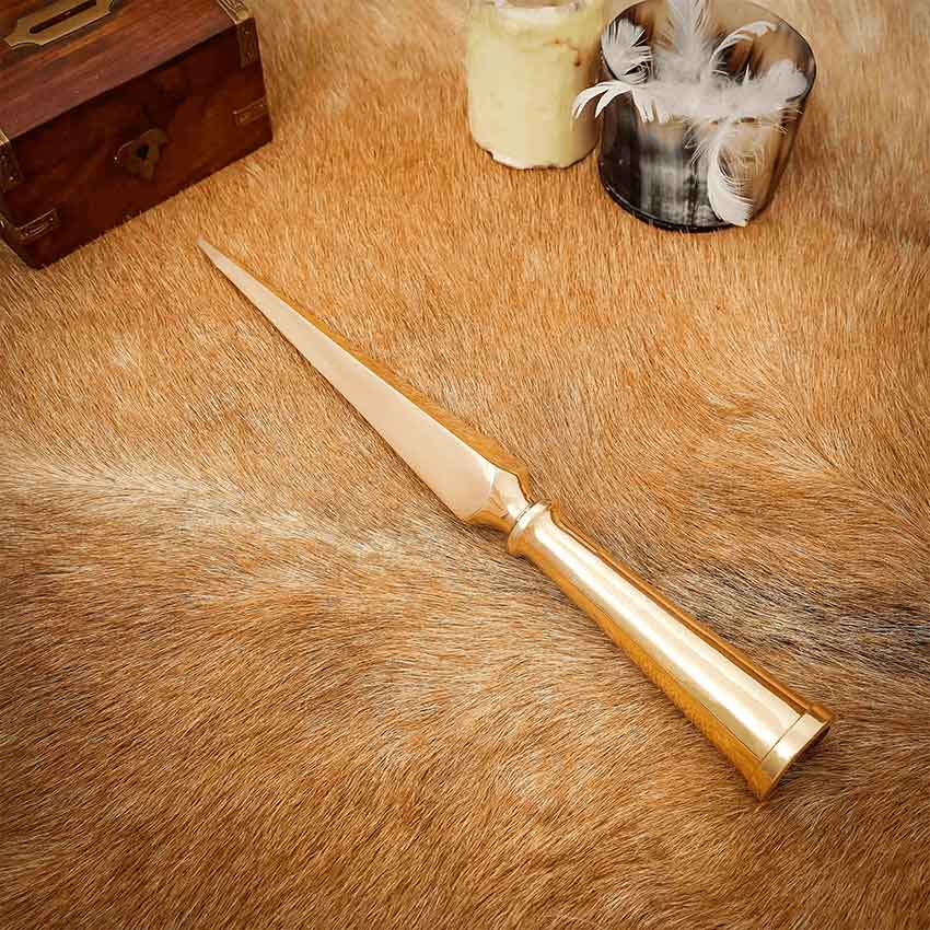 Roman Pilums & Spears and Roman Polearms - Dark Knight Armoury